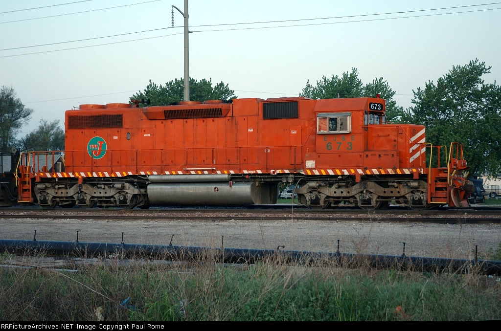 EJ&E 673, EMD SD38-2, on the CN-IC